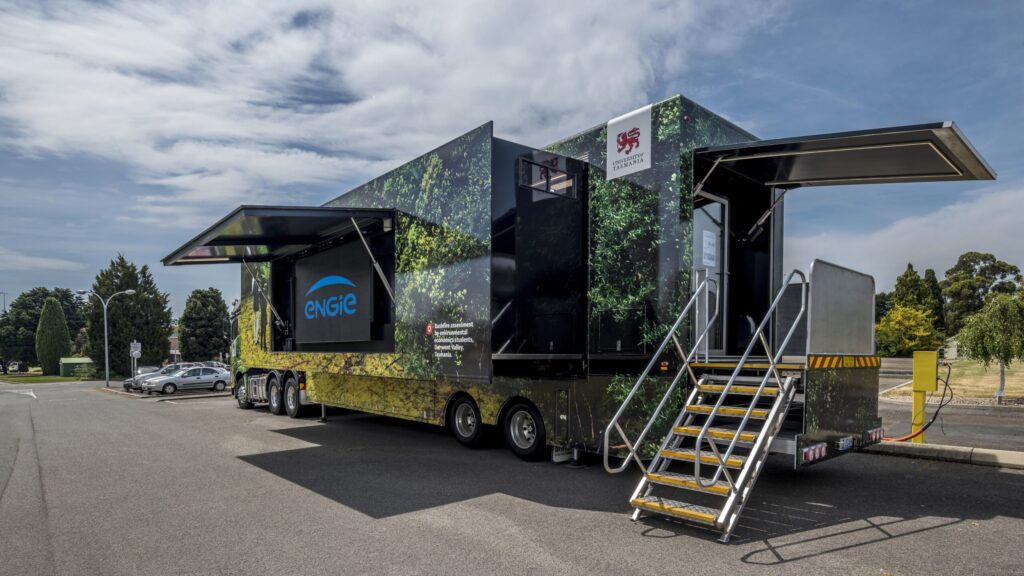 Mobile LED screen, PCB Digital Fine pitch outdoor